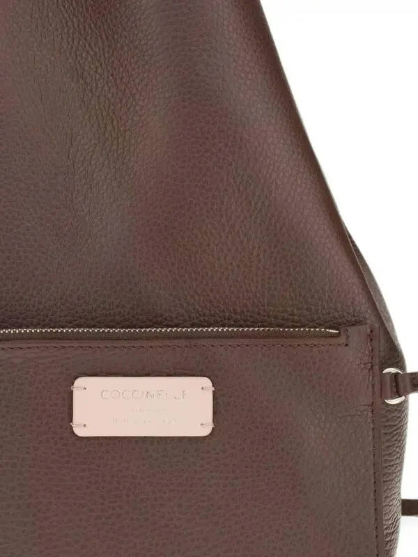 COCCINELLE C-easy Shoulder Bag In Grain Leather