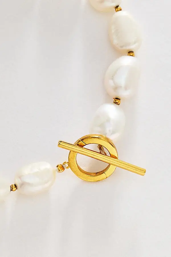 GOLDBUG COLLECTION Freshwater Toggle Necklace