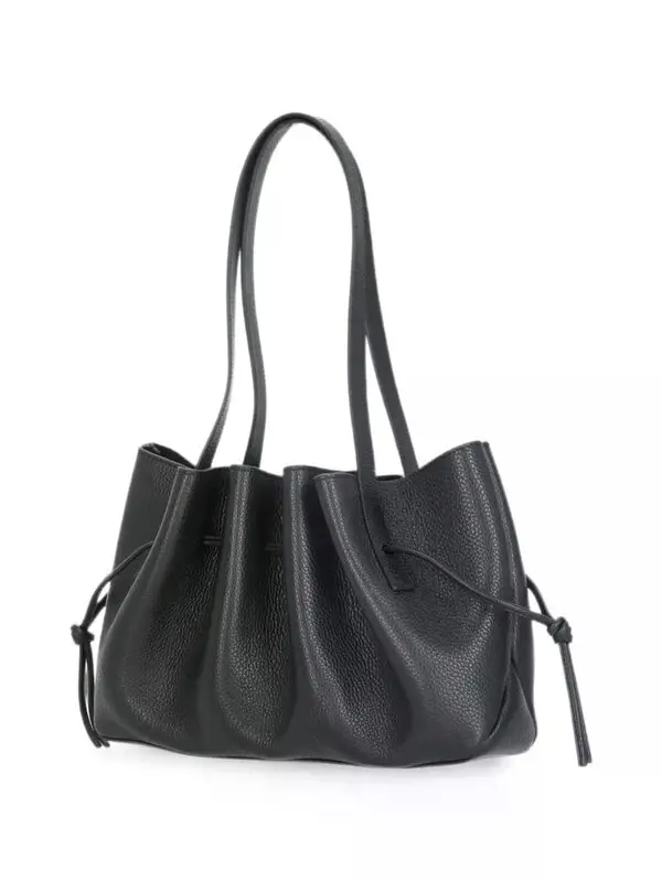 Yuzefi Scallop Shoulder Bag