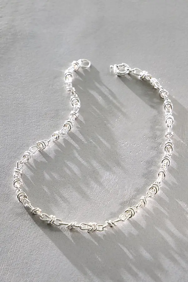 GHOST LONDON Plated Knot Link Necklace