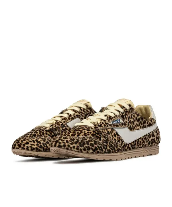 AUTRY Leopard Print Lace-up Low-top Sneakers