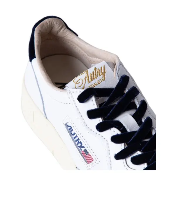 AUTRY Lace-up Low-top Sneakers