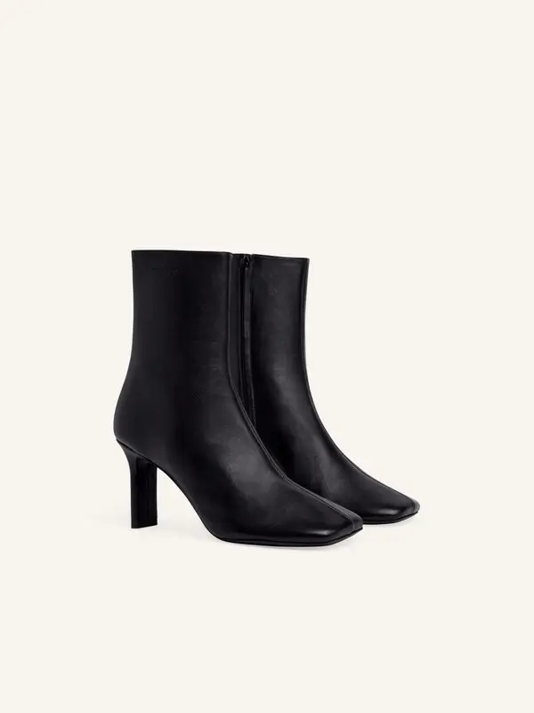 COURREGES Courrèges Square Toe Leather Ankle Boots
