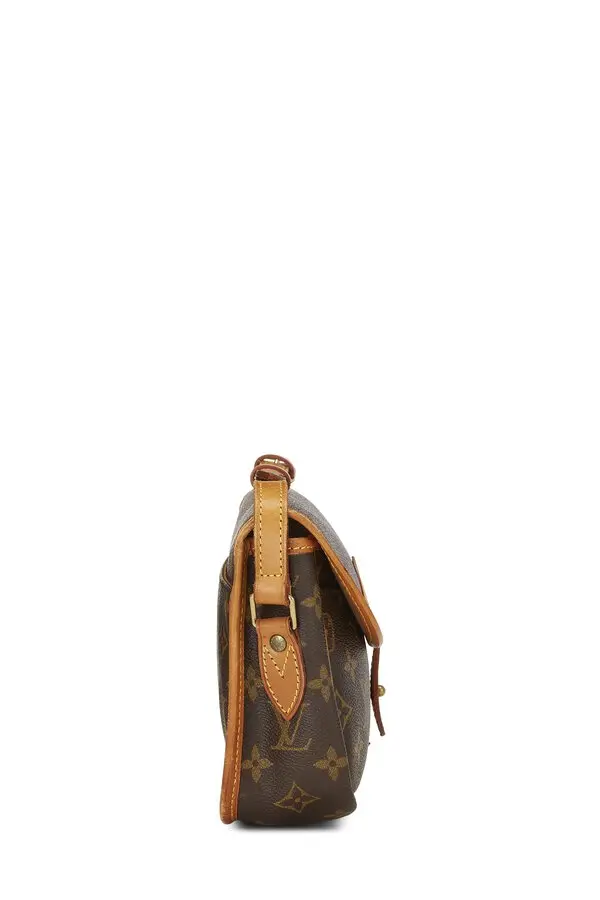LOUIS VUITTON Monogram Sac Gibeciere