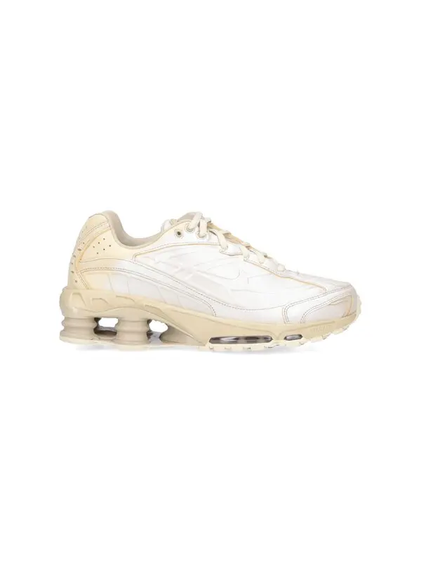 Nike Sneakers - Silver