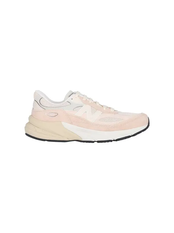NEW BALANCE 990 Low Top Running Sneaker - Pink