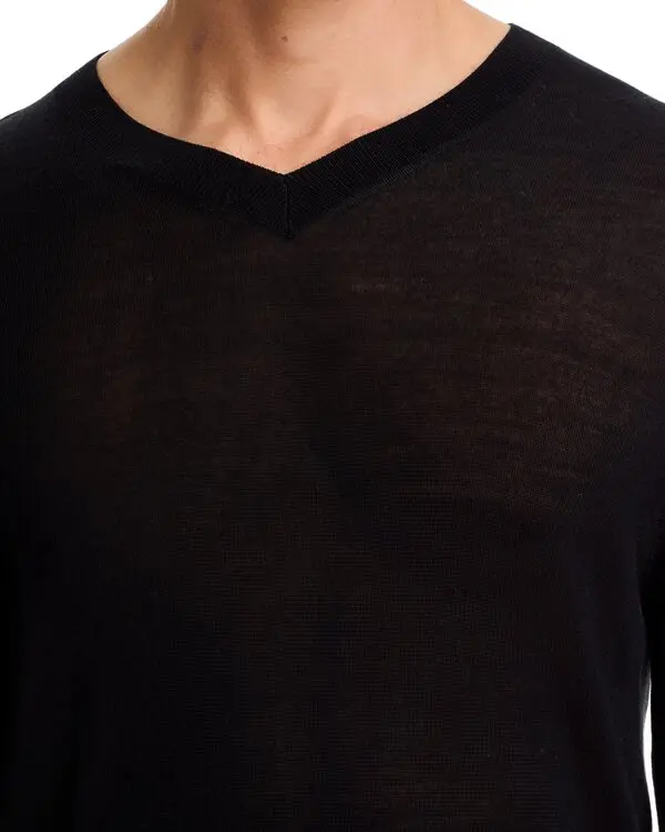 FRAME Fine Gauge Wool Cashmere V-neck Sweater