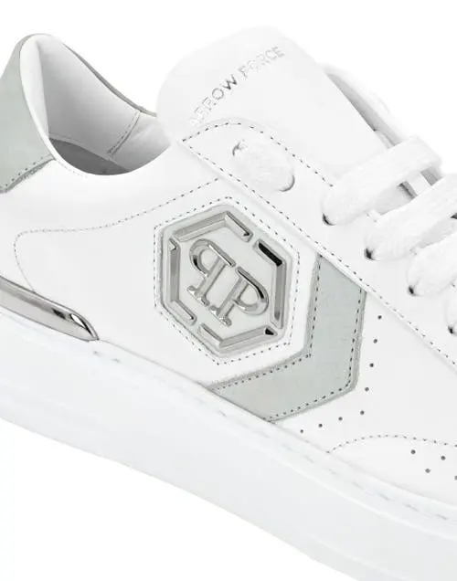 Philipp Plein Low Top Sneakers Arrow Force