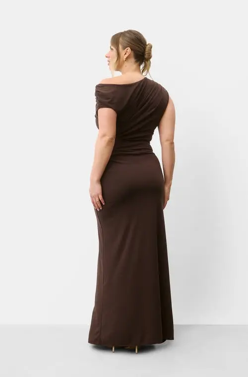 SIX STORIES Asymmetrical Neck Sculpt Bridesmaid Dress