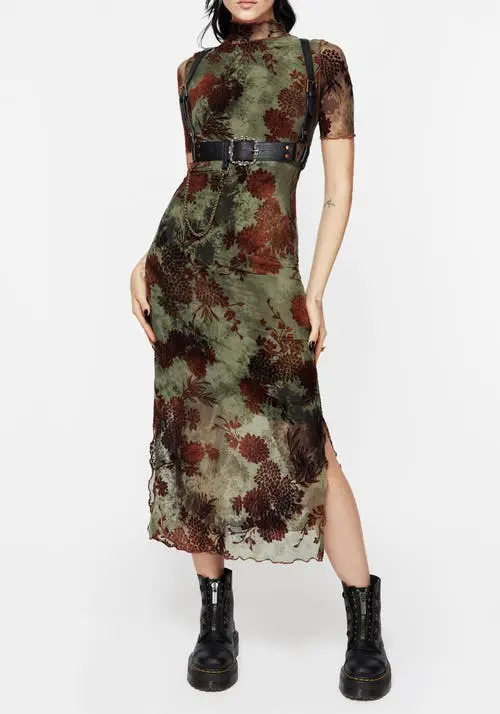 DISTURBIA Rosaleigh Short Sleeved Midaxi Dress