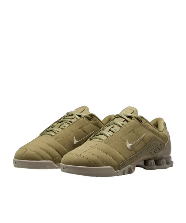 Nike Total 90 Shox Magia Sneakers