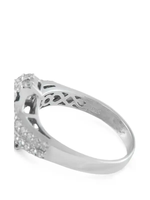 LB EXCLUSIVE Diamond Ring