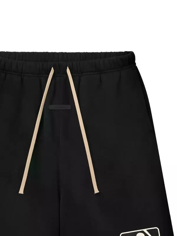 Fear Of God Mlb Logo Print Shorts - Black