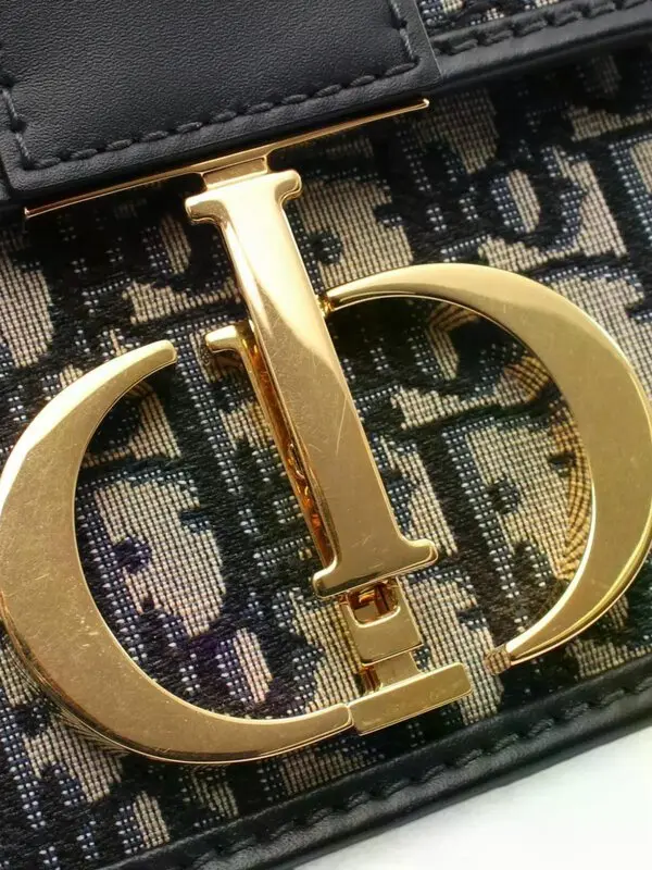 Dior 2010s 30 Montaigne Oblique Shoulder Bag