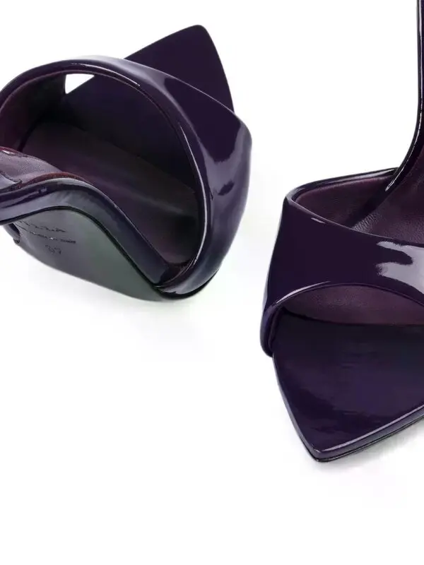LE SILLA Bella Pointed-toe Sandals