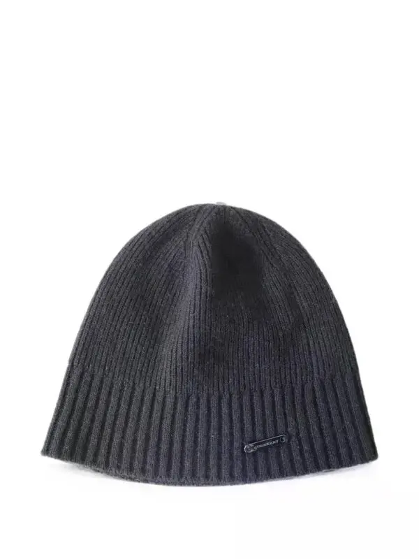 Burberry Knitted Logo-plaque Beanie Hat - Black
