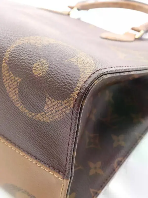LOUIS VUITTON Onthego Mm Monogram Tote Bag - Brown