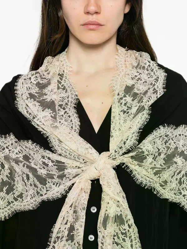 Sea Lace Trim Blouse