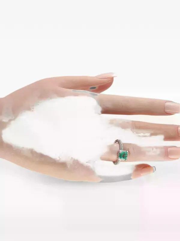 LB EXCLUSIVE Emerald And Diamond Ring