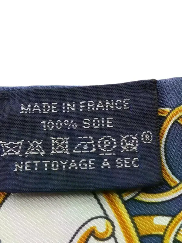 Hermès 2010s Lift Profile Scarf