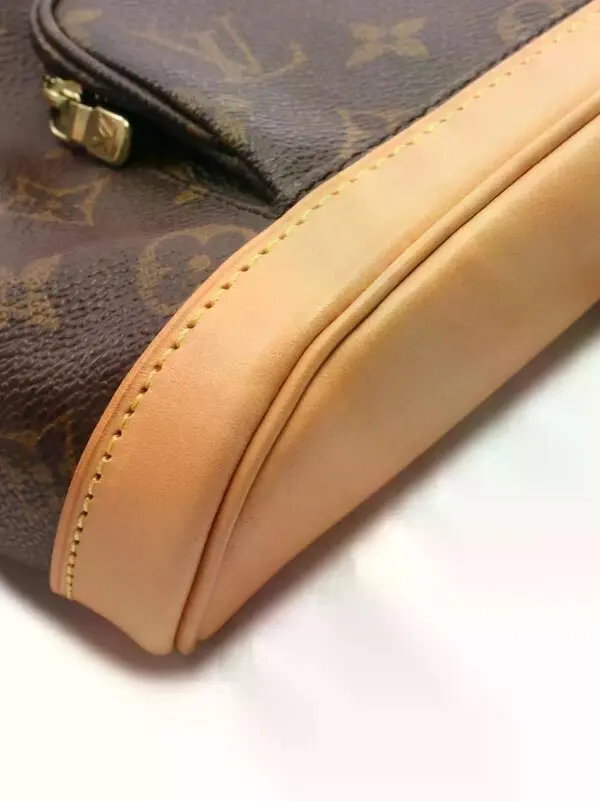 LOUIS VUITTON Montsouris Monogram Backpack - Brown