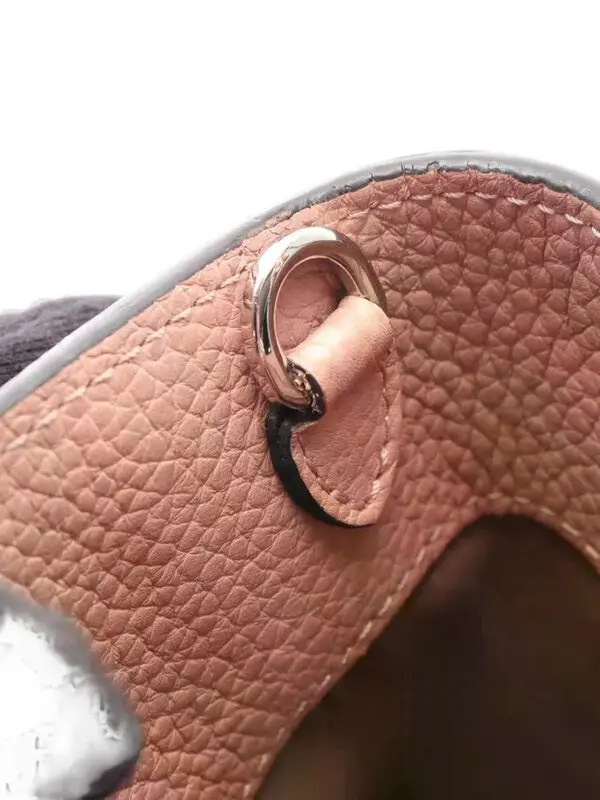 LOUIS VUITTON 2017 Capucines Bb Handbag