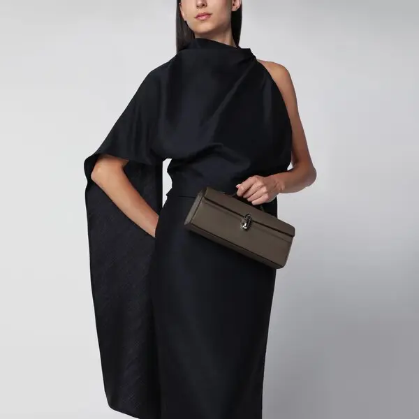 Savette Slim Symmetry Pouch In Calf Leather