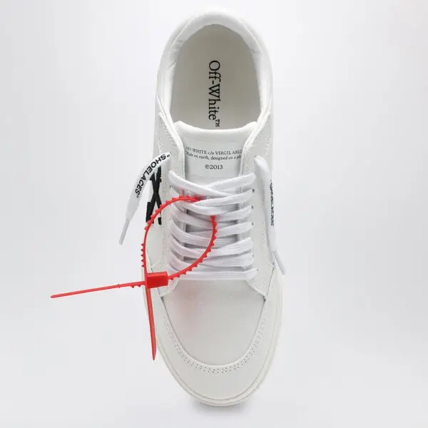 OFF-WHITE™ Black Vulcanized Low Sneakers