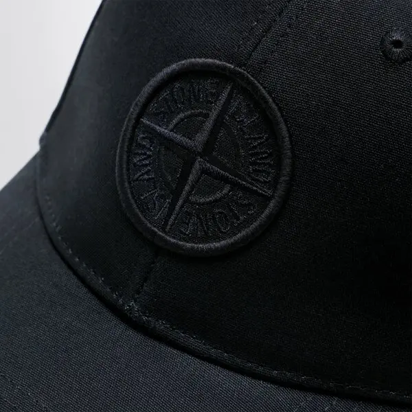 Stone Island Baseball Cap With Logo - Black