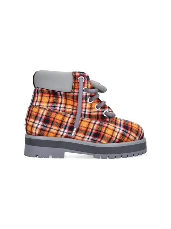 PDF Boots