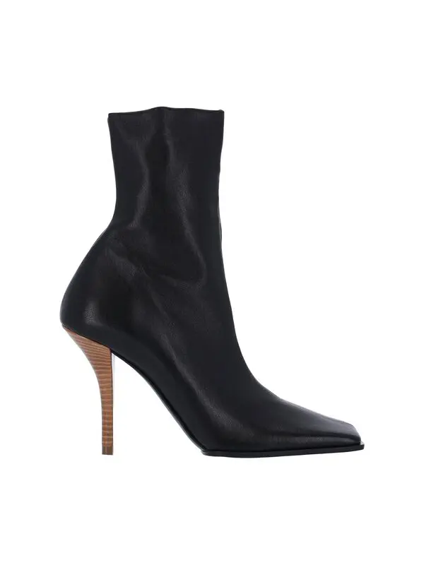 Alaïa Pointed-toe Stiletto Ankle Boots