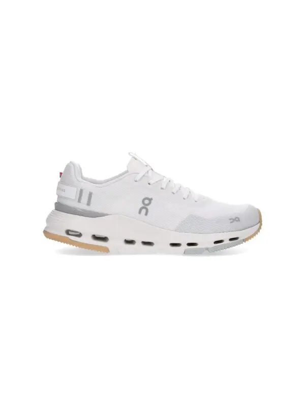On Lightweight Everyday Sneakers - White