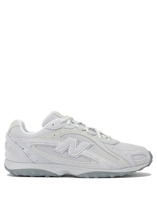 NEW BALANCE 204l Low-top Sneakers - Grey