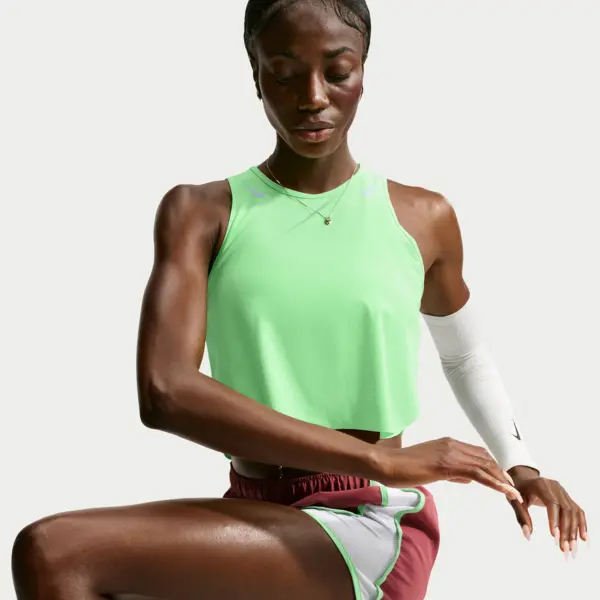 Nike Aeroswift Dri-fit Adv Cropped Running Tank Top - Green