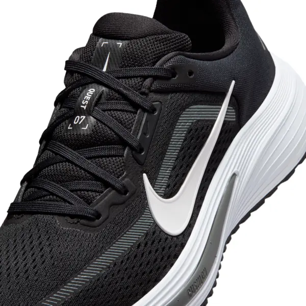 Nike Quest Road Running Shoes