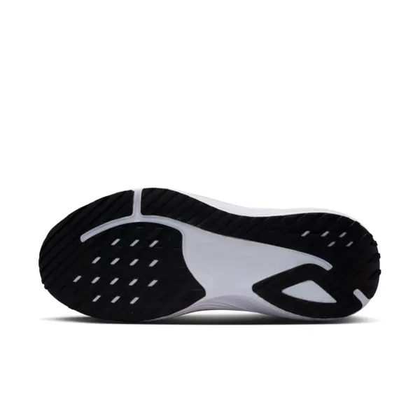 Nike Quest Road Running Shoes