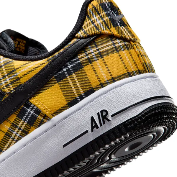 Nike Air Force 1 '07 Shoes