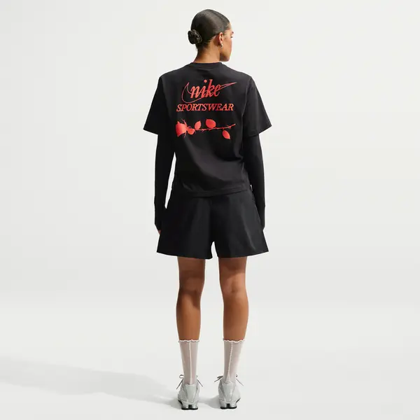 Nike Sportswear Loose Mid-rise Shorts