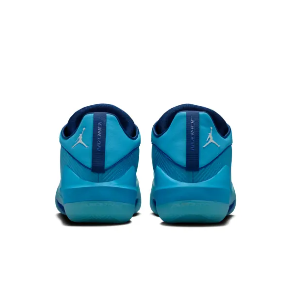JORDAN Triangle Basketball Shoes