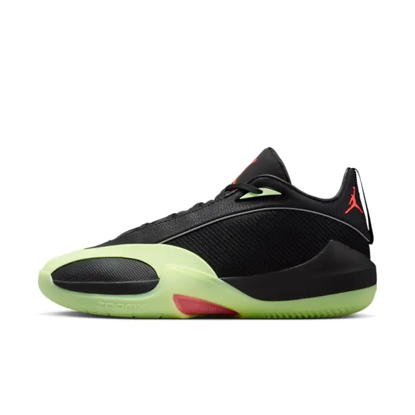 JORDAN Triangle Basketball Shoes