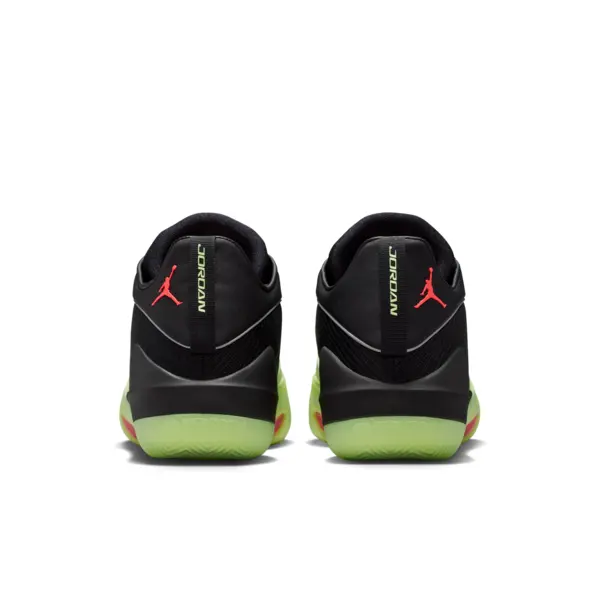 JORDAN Triangle Basketball Shoes