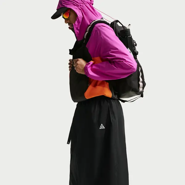 Nike Morpho" Storm-fit Adv Wrap Skirt