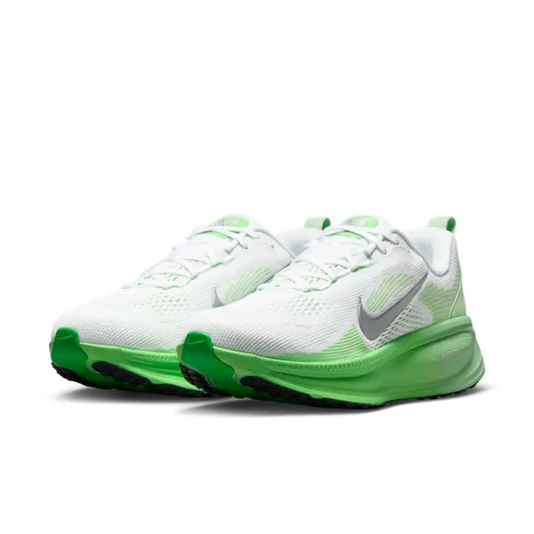 Nike Vomero 18 Road Running Shoes