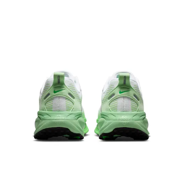 Nike Vomero 18 Road Running Shoes
