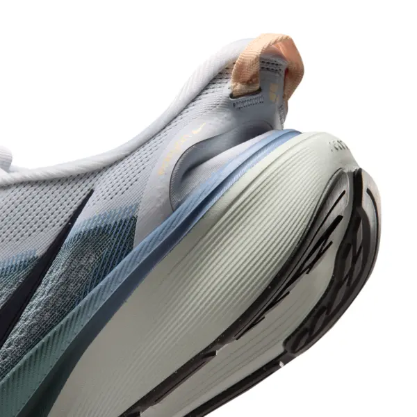 Nike Pegasus 42 Easyon Road Running Shoes