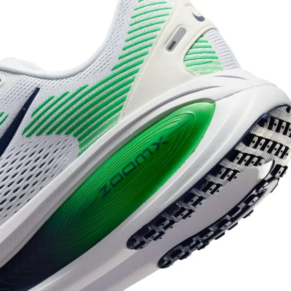 Nike Vomero 18 Road Running Shoes