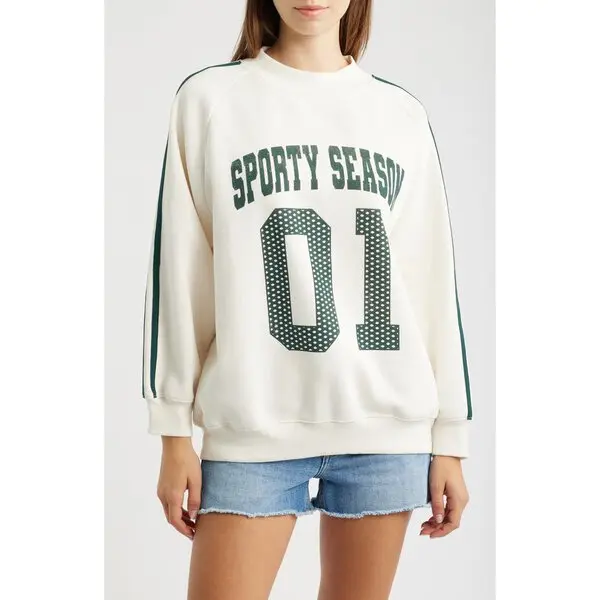 VINYL ICONS Sporty Season Graphic Sweatshirt