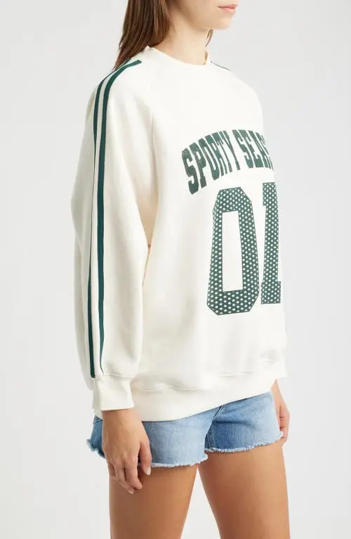 VINYL ICONS Sporty Season Graphic Sweatshirt