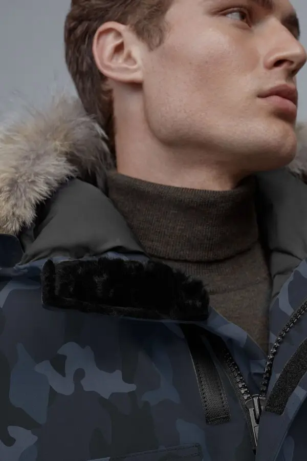 Canada Goose Logo Details Parker Coat