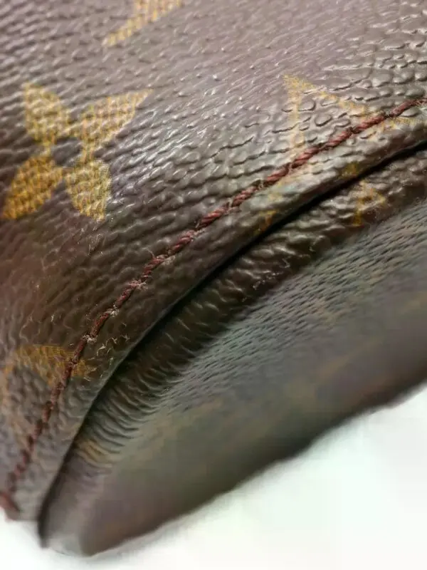 LOUIS VUITTON 2002 Vivian Gm Monogram Tote Bag